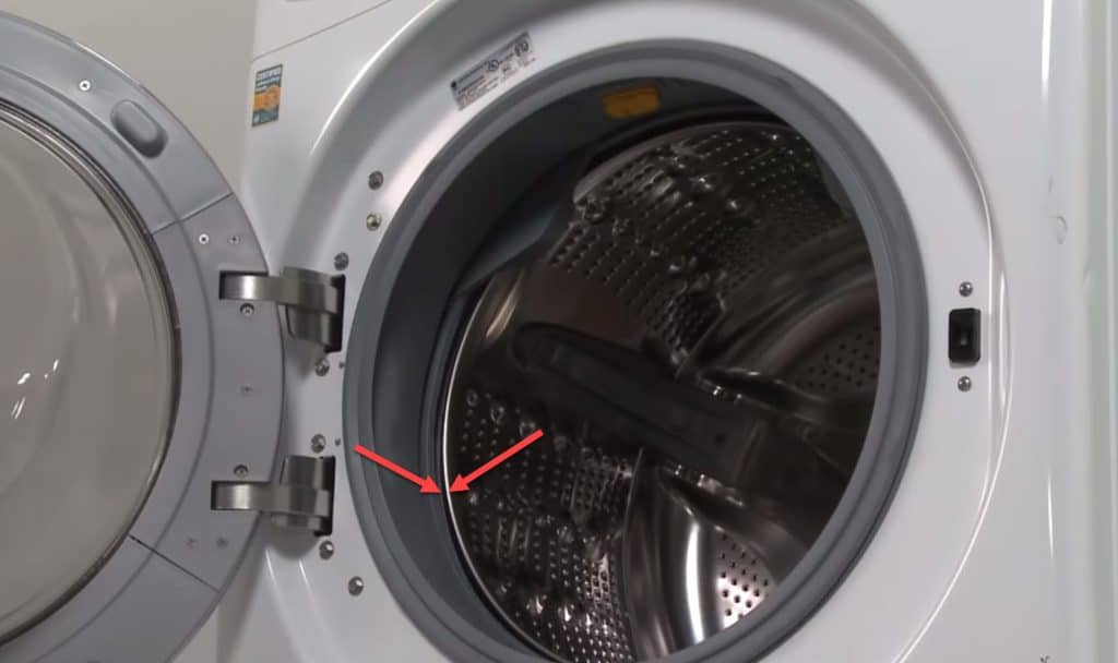 Why Do My Clothes Smell Burnt After Washing? | KAYSWELL